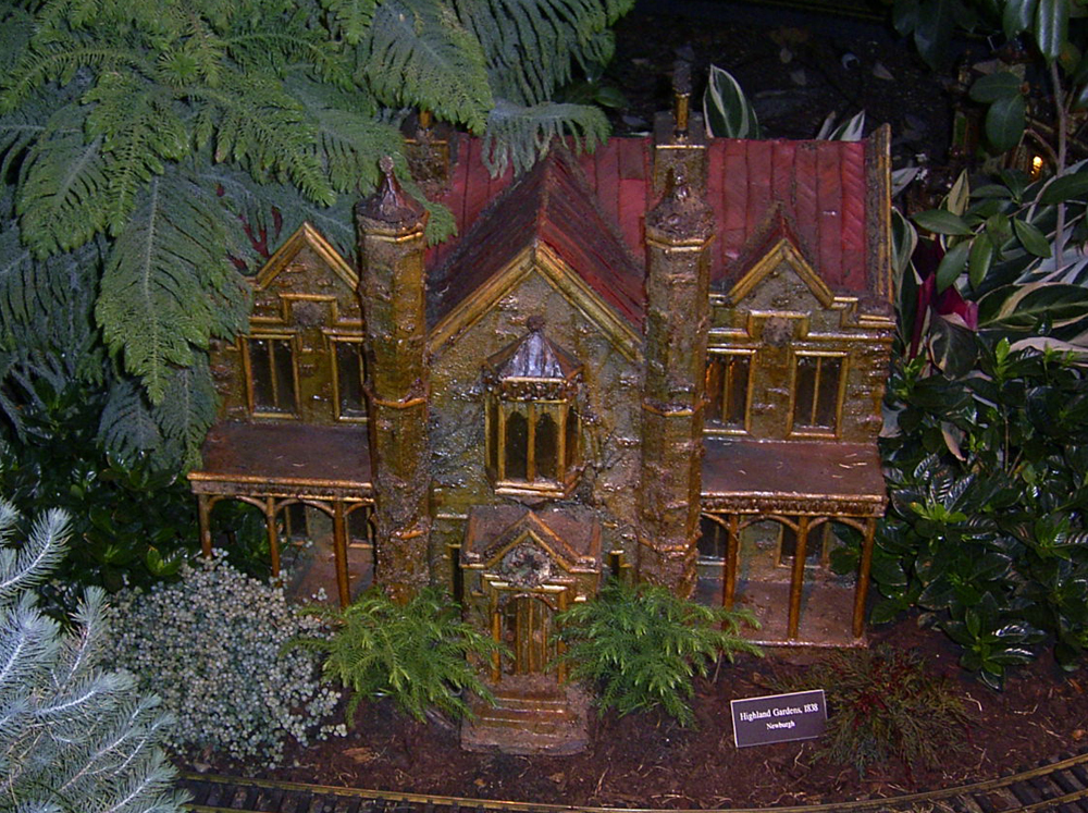 A Picture's Worth: 20 Days of the Holiday Train Show - Plant Talk